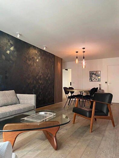 Appartement 3 pièces à louer à Emeriau-Zola, Paris 15ème arrondissement