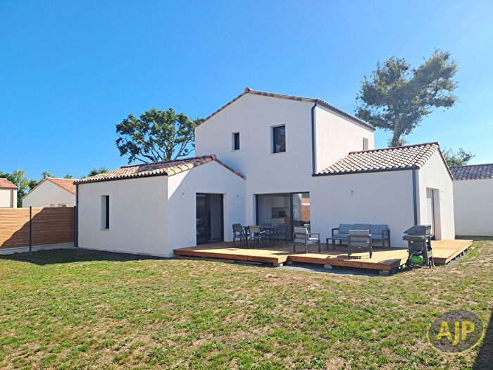 Maison à vendre - Sallertaine - 5 pièces - 3 chambres