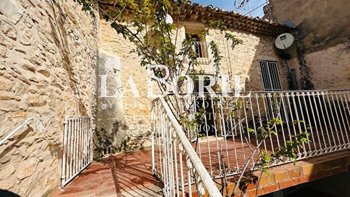 Maison à vendre - Tavel - 10 pièces - 8 chambres