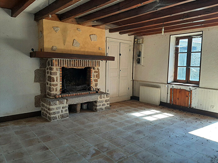 Maison à vendre - La Châtre-Langlin - 3 pièces - 2 chambres
