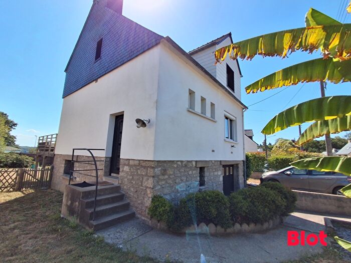 Plouër-sur-Rance : Maison 5 pièces à vendre