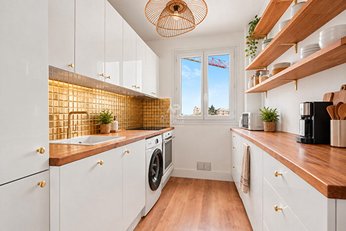 Appartement 3 pièces à vendre - Saint-Germain-en-Laye, Hennemont
