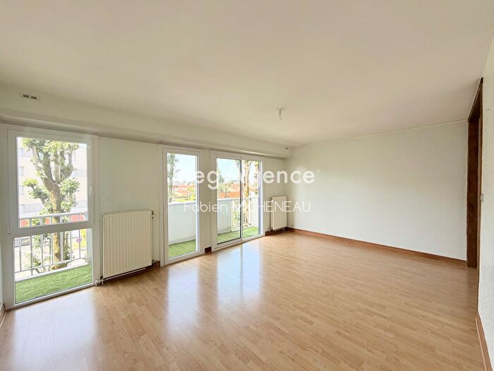 Cholet, Leclerc : Appartement 3 pièces à vendre