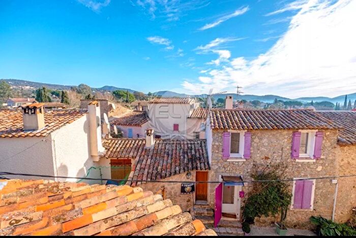 Maison à vendre - Le Plan-de-la-Tour - 4 pièces - 3 chambres