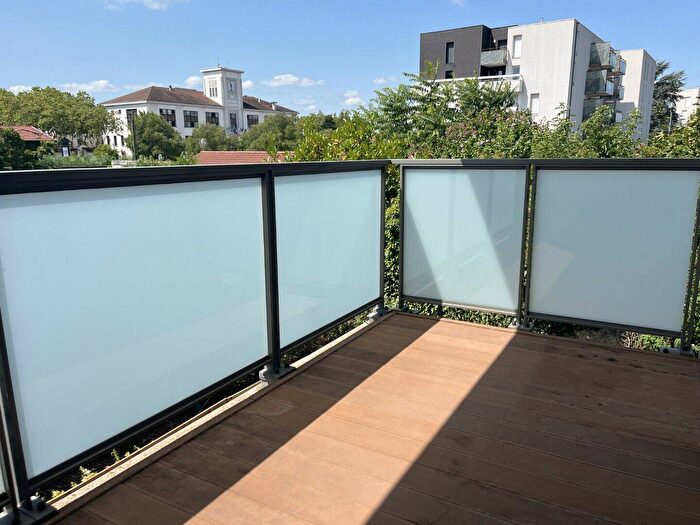 Appartement 3 pièces à Centre, Décines-Charpieu, à louer