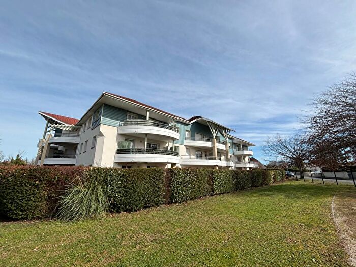 Appartement à vendre - Lons - 3 pièces - 2 chambres