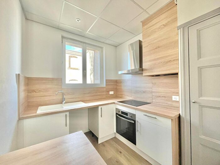Appartement 3 pièces à Valence, Centre-ville, à louer