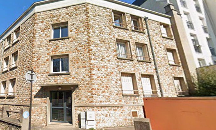 Appartement à louer - Juvisy-sur-Orge, Centre-ville, Entrevoies, Seine - 3 pièces - 3 chambres