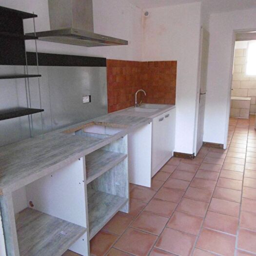 Appartement à louer - Nyons - 5 pièces - 3 chambres