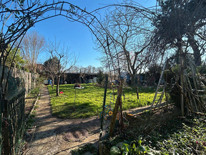 Maison à vendre - Pontault-Combault, Mairie, Rouxel - 8 pièces - 5 chambres