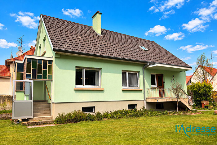 Maison à vendre - Fessenheim - 6 pièces - 4 chambres