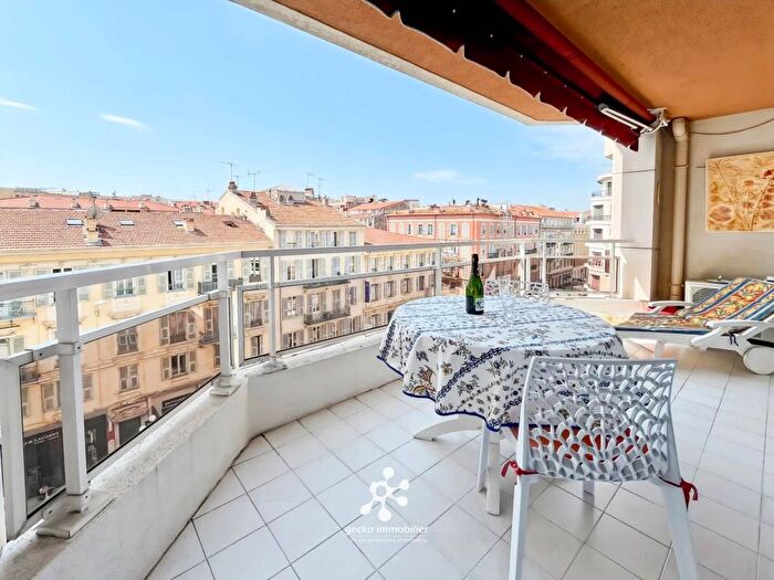 Appartement 3 pièces à vendre - Nice, Centre-ville