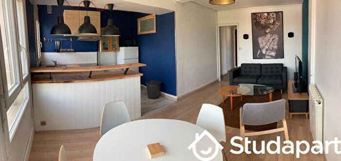 Appartement à louer - Universites, Dijon - 1 pièce - 3 chambres