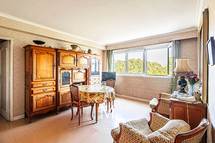 Appartement 3 pièces à vendre à Montrouge, Haut-Mesnil Grand Sud