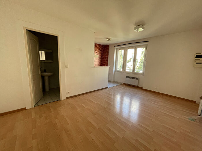 Bordeaux, Saint-Christoly : Appartement 1 pièce à louer