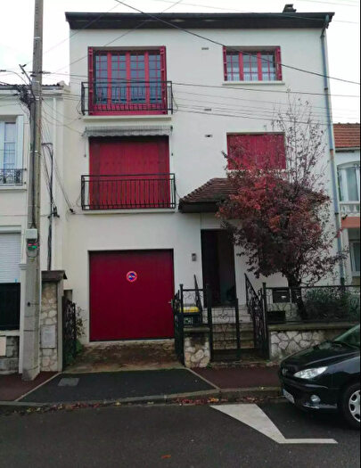 Appartement à louer - La Courneuve, Quatre-Routes, Anatole France - 1 pièce