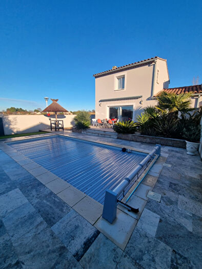 Maison à vendre - Arles, Pont de Crau, Moulès - 4 pièces - 3 chambres