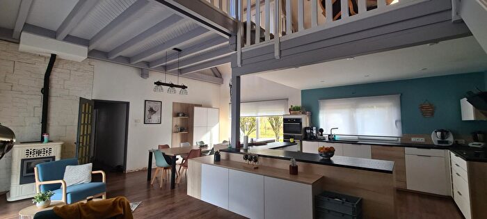 Évette-Salbert : Maison 8 pièces à vendre