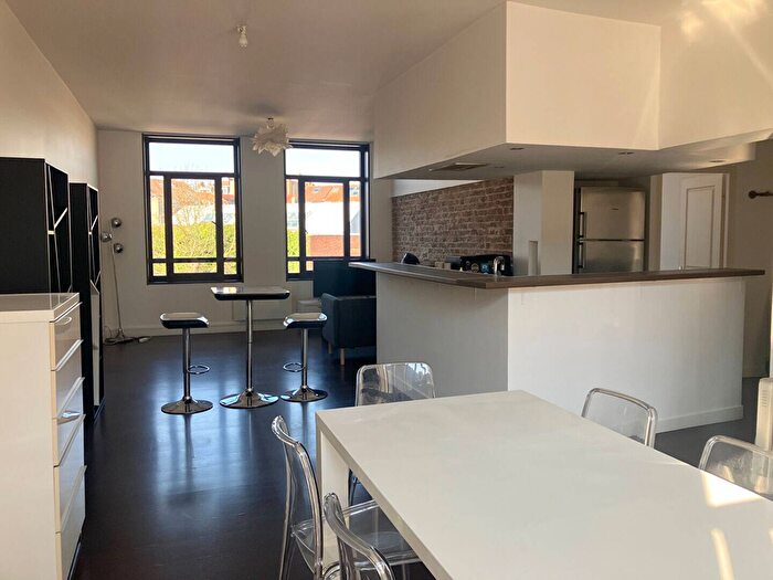 Centre, Lille : Appartement 3 pièces à louer