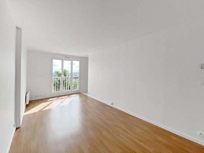 Appartement à louer - Petits Jardins-Bas de Bicêtre, Le Kremlin-Bicêtre - 1 pièce