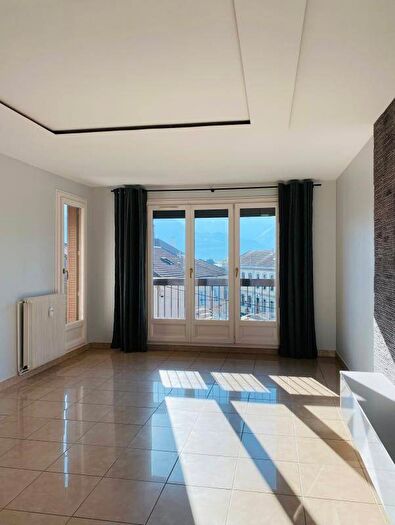 Bourg Nord-Chamfeuillet, Moirans - Appartement 3 pièces à louer