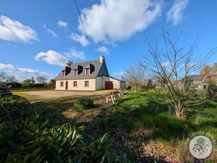 Maison à vendre - Pluduno - 8 pièces - 5 chambres