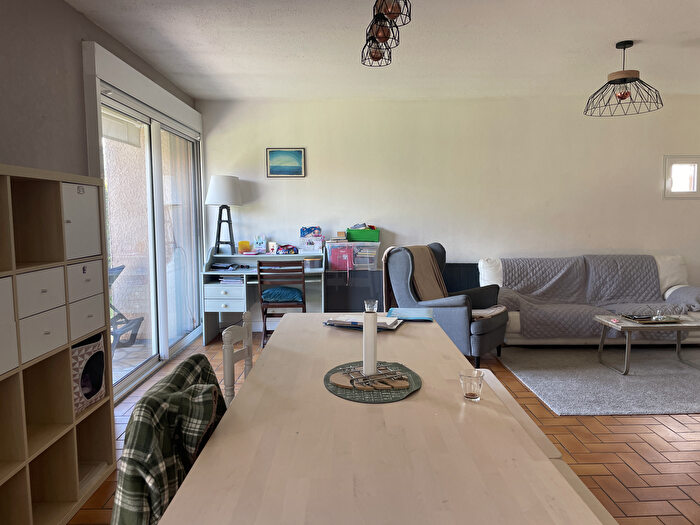 Maison à vendre - Ambarès-et-Lagrave - 4 pièces - 3 chambres