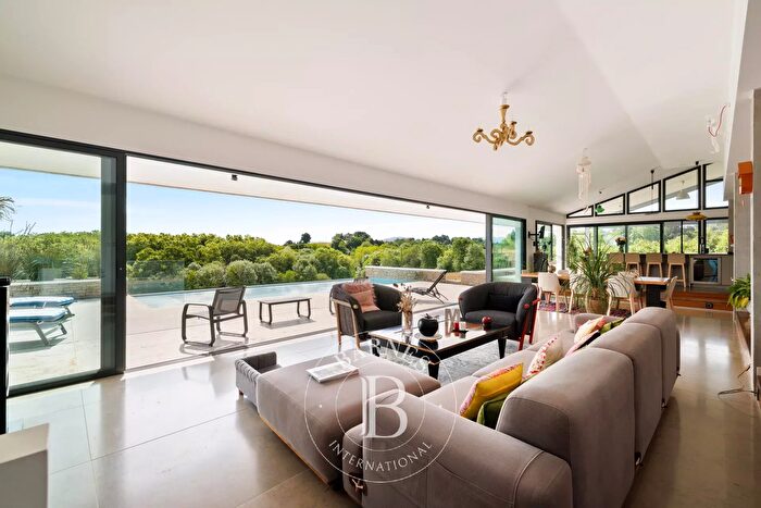 Maison à vendre - Ahetze - 6 pièces - 4 chambres