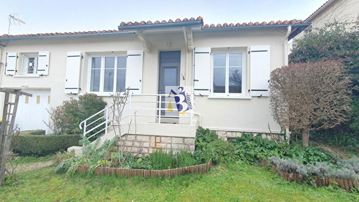 Maison à vendre - Angoulême - 3 pièces - 2 chambres