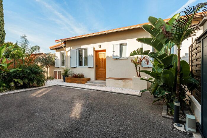 Maison à vendre - Cagnes-sur-Mer, Les Bréguières - 3 pièces - 2 chambres