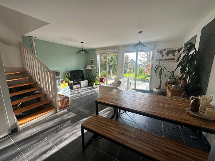 Maison à vendre - La Chapelle-des-Fougeretz - 4 pièces - 3 chambres