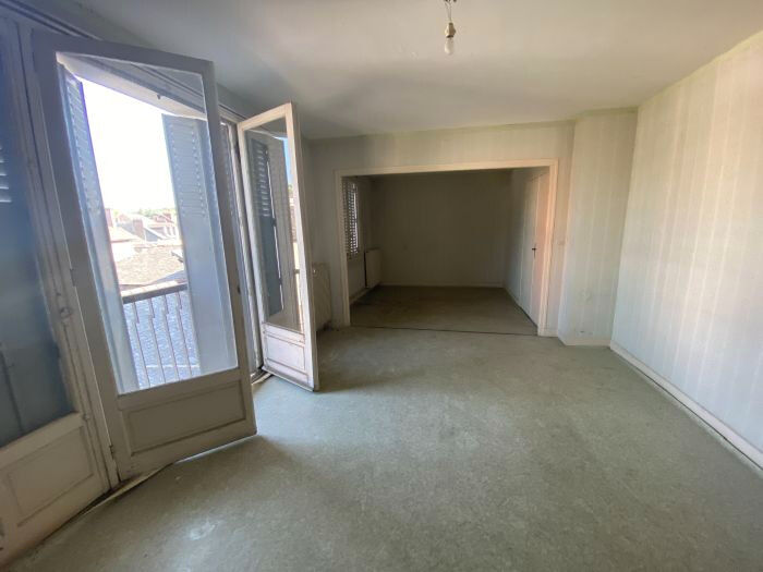 Appartement à vendre - Tulle, Gare, Rive Gauche, Condamines, Marquisat - 3 pièces - 2 chambres