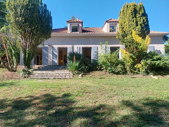 Maison à vendre - Foulayronnes - 7 pièces - 6 chambres