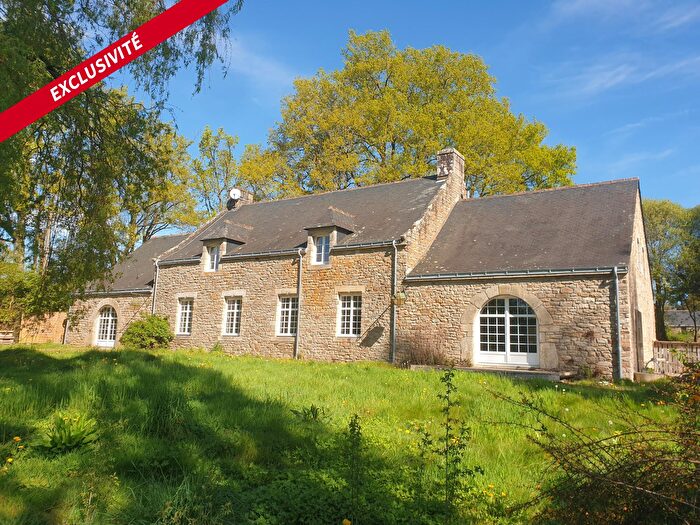 Vigneux-de-Bretagne : Maison 8 pièces à vendre