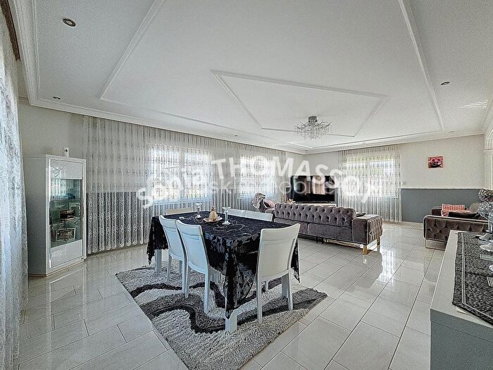 Maison à vendre - Saint-Usage - 7 pièces - 5 chambres