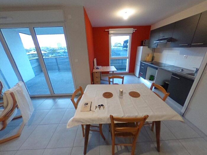 Barrière-de-Paris, Toulouse : Appartement 3 pièces à louer