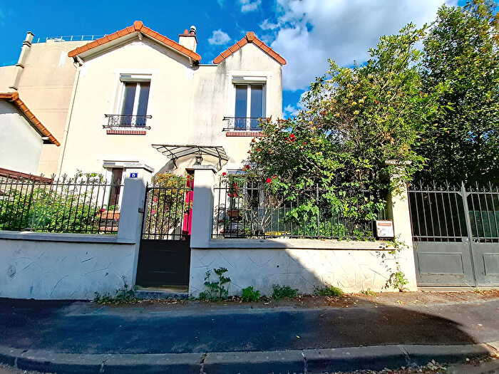 Maison à vendre - Cachan, Ouest Nord - 7 pièces - 4 chambres