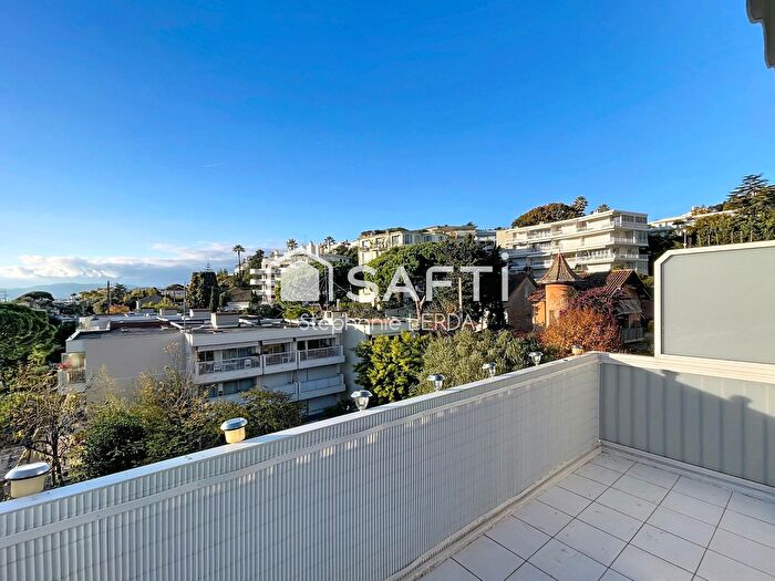 Appartement à vendre - Cannes, Californie Pezou - 2 pièces - 1 chambre