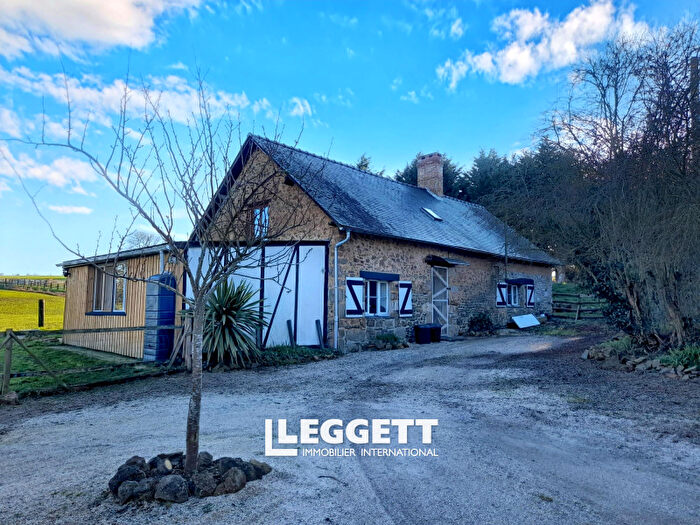 Maison à vendre - Sainte-Marie-du-Bois - 4 pièces - 2 chambres