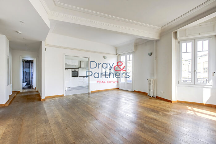 Appartement à vendre - Nice, Carré dor - 3 pièces - 2 chambres