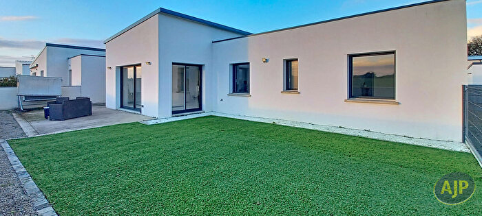 Maison à vendre - Châteaubriant, La Borderie, Choisel, La Ville Marie, Etang - 6 pièces - 4 chambres