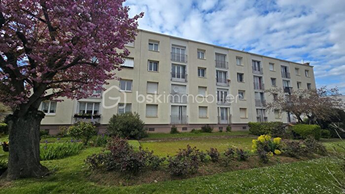 Appartement à vendre - Corbeil-Essonnes, Centre-ville - 4 pièces - 3 chambres