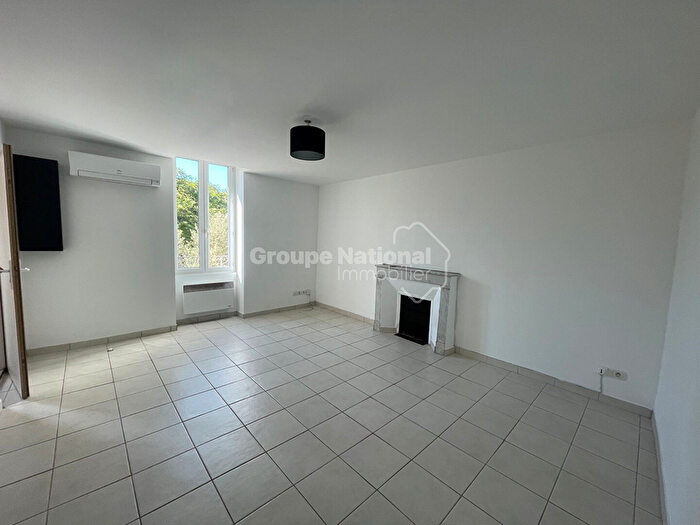 Appartement 2 pièces à Entraigues-sur-la-Sorgue, à louer