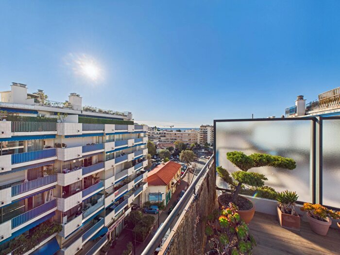 Appartement à vendre - Antibes, Juan-les-Pins, Le Cap - 2 pièces - 1 chambre