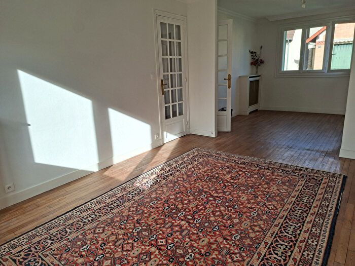 Maison à louer - Versailles, Montreuil - 4 pièces - 3 chambres