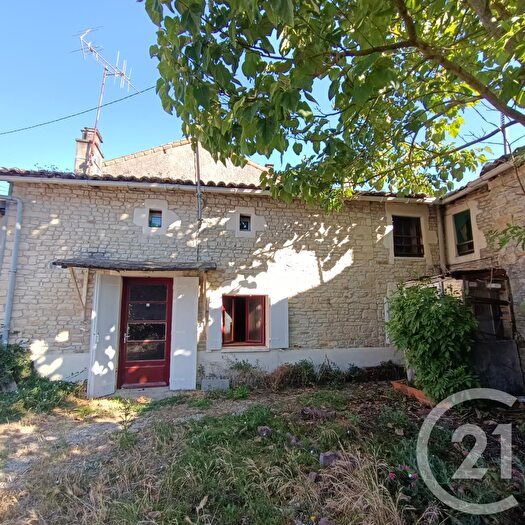 Maison 3 pièces à vendre à Loubillé