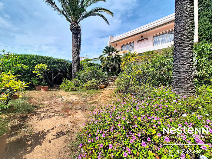 Maison 6 pièces à vendre - Cavalaire-sur-Mer, Centre-ville