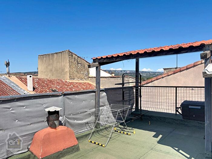 Maison 2 pièces à Sénas, à vendre