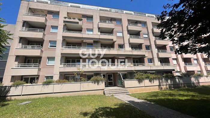Orléans, La Madeleine, Saint-Laurent : Appartement 5 pièces à vendre