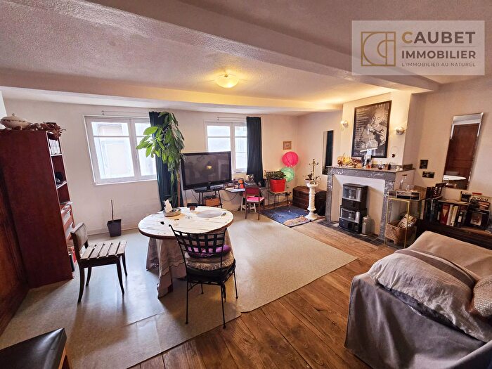 Appartement à vendre - Bagnères-de-Bigorre - 2 pièces - 1 chambre